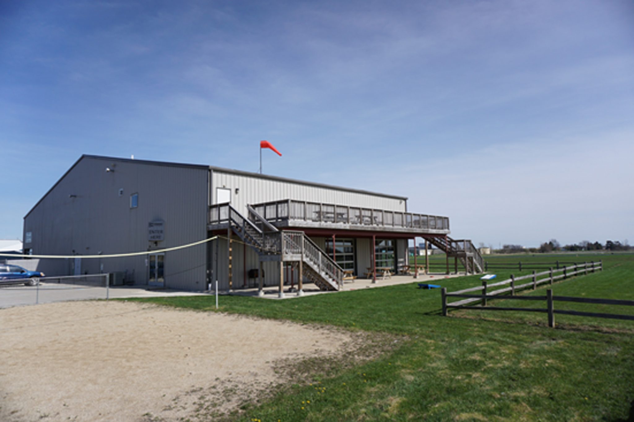 10 Skydiving Insider Tips (What You Need To Know) - Skydive Midwest