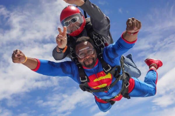 Skydiving Near Chicago | 14,500 ft Jumps from $229 | Skydive Midwest